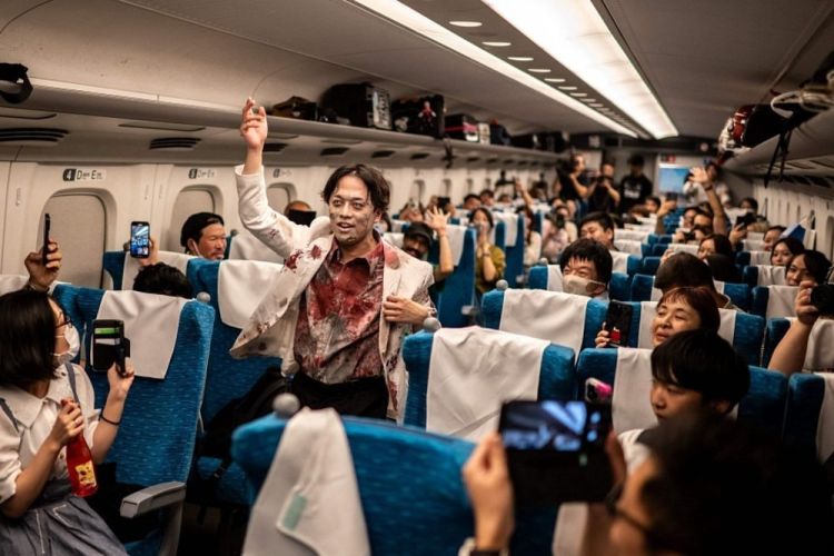 Shinkansen hosted Japan’s haunted train ride | 铁路新闻