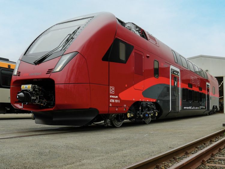 The first Stadler KISS Railjet for ÖBB | Latest Railway News