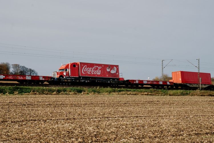 Coca-Cola and DB Cargo team up for Christmas tour | Latest Railway News