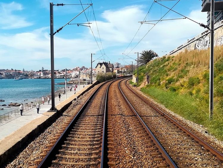 Hitachi wins rail IT contract in Portugal | Latest Railway News