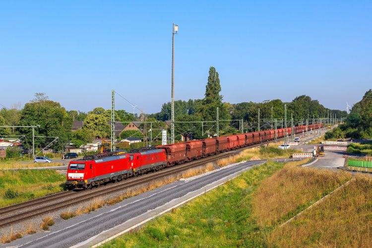 DB Cargo uses AI for rail freight operations | Latest Railway News