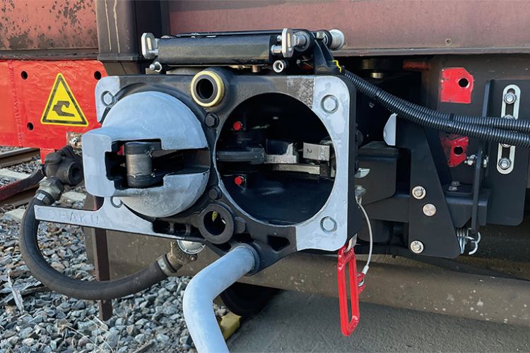 Voith e-coupler: standard for European freight | Latest Railway News