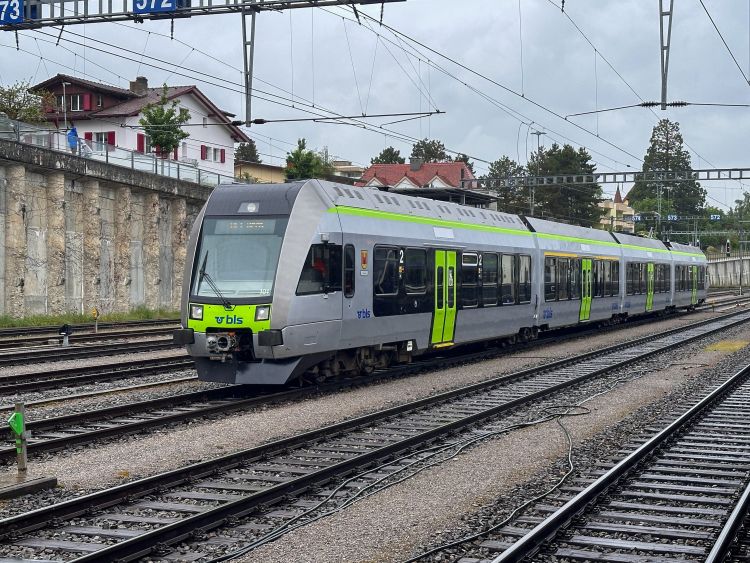 BLS modernizes trains for Lötschberg route. | Latest Railway News