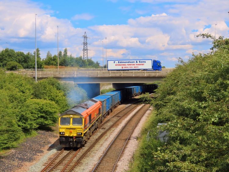 Freightliners starts new waste trains service | Latest Railway News