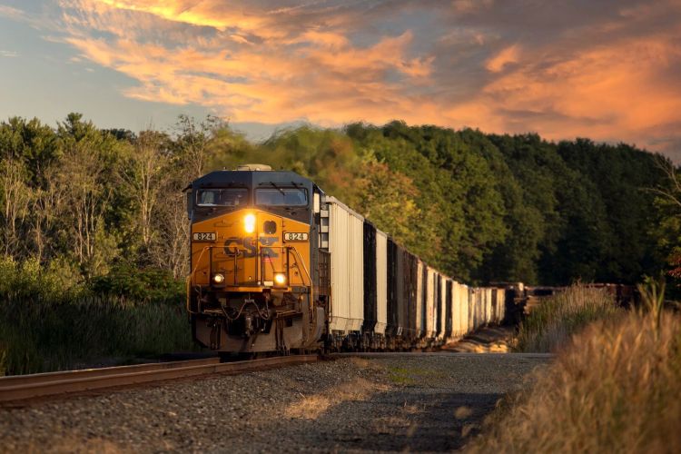 CSX modernizes fleet with rebuild program | Latest Railway News