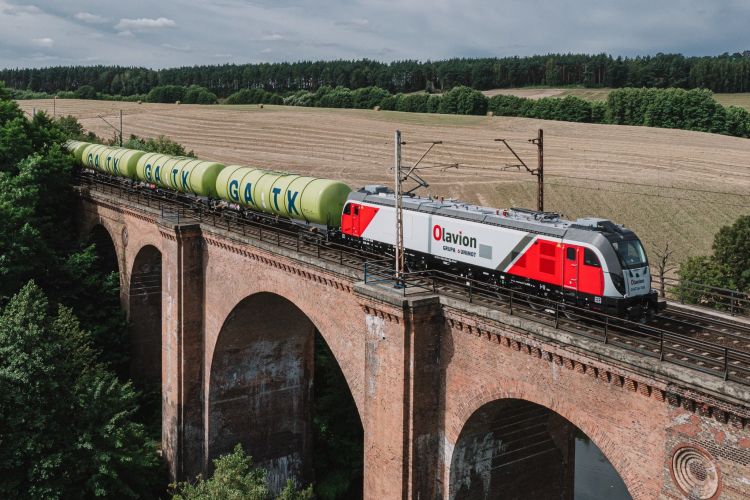 Olavion receives the first Dragon 2 locomotive | Latest Railway News