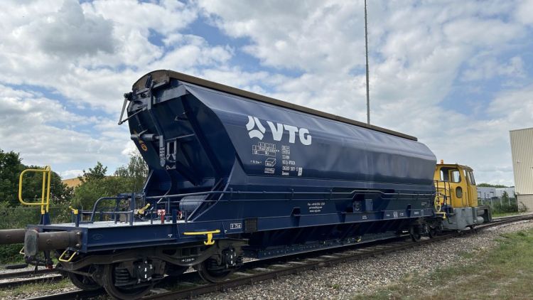 VTG modifies Nedmag hoppers for lime transport | Latest Railway News
