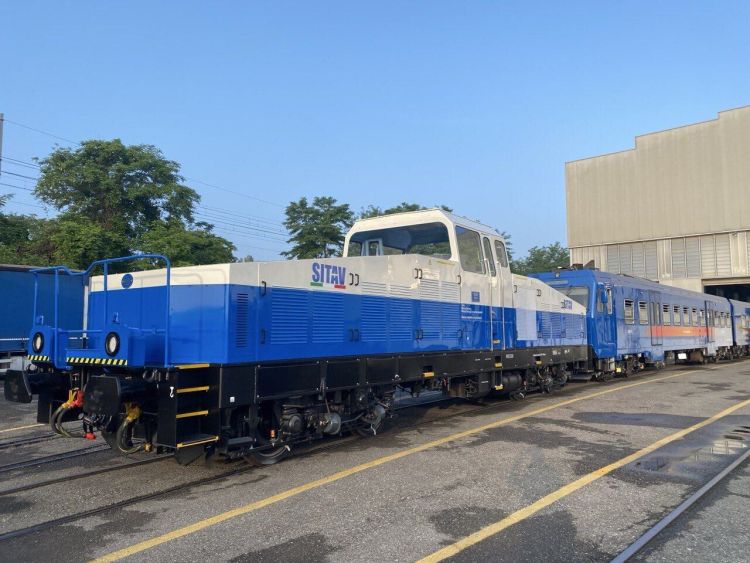 Italian Sitav unveils hydrogen locomotive | Latest Railway News