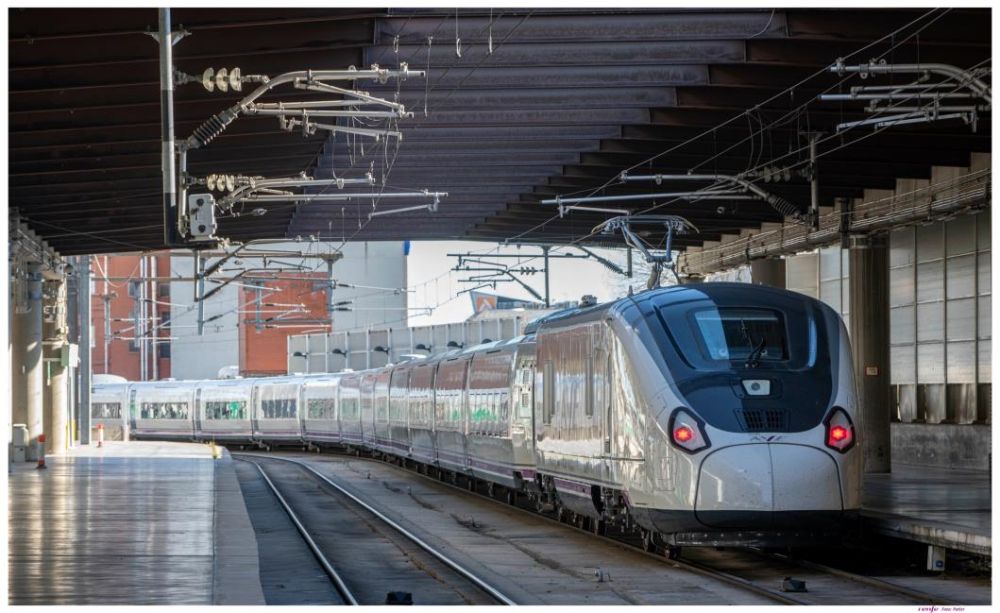 More Renfe S106 trains on Madrid to Galicia route | Latest Railway News