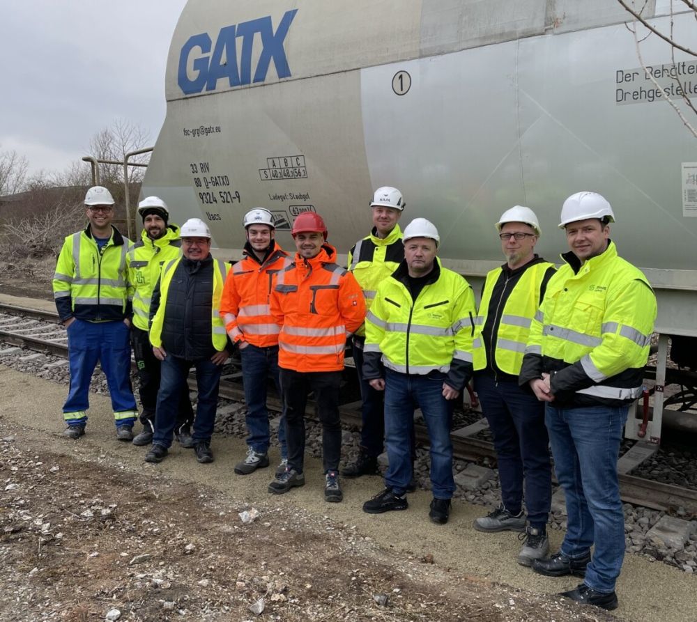 GATX leases cement wagons for Thomas Zement | Latest Railway News