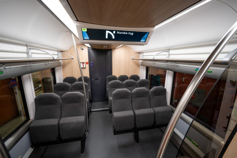 Norske Tog gets first modernized Class 72 unit | Latest Railway News