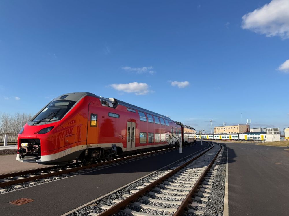 Alstom tests Coradia Max units at VUZ Velim | Latest Railway News
