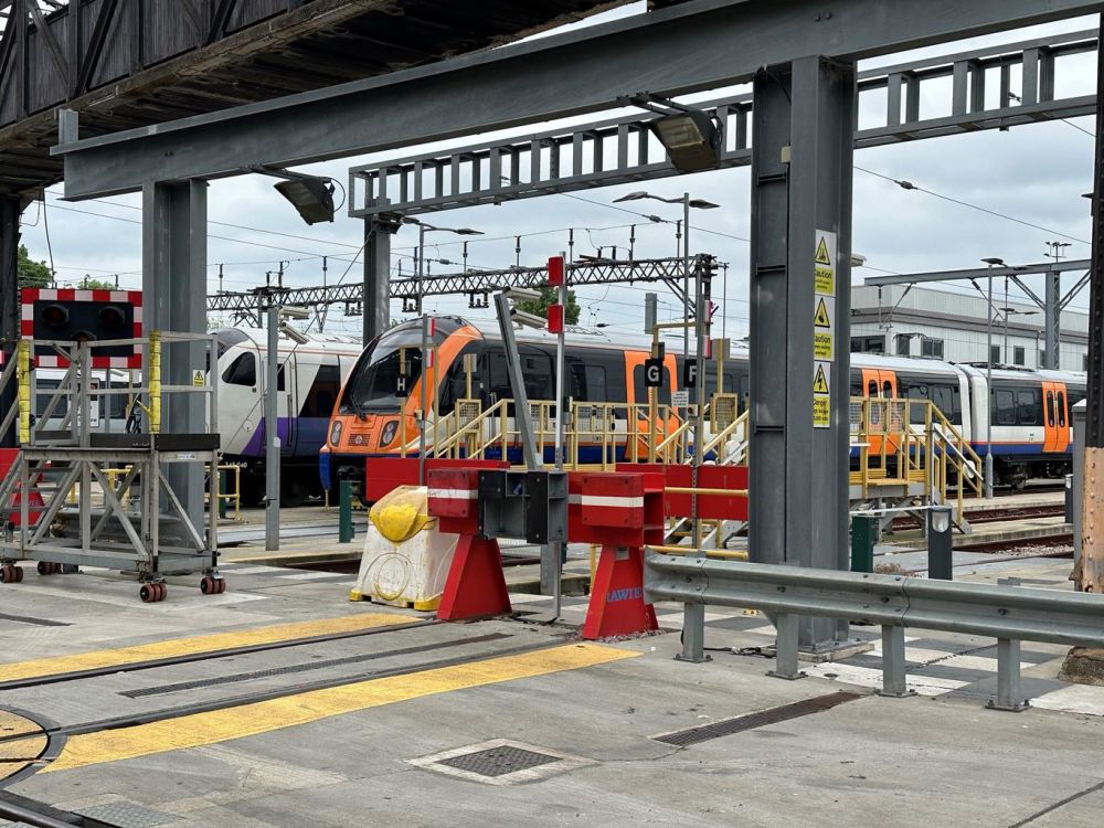 Alstom to upgrade c2c fleet of Class 357 trains | Latest Railway News