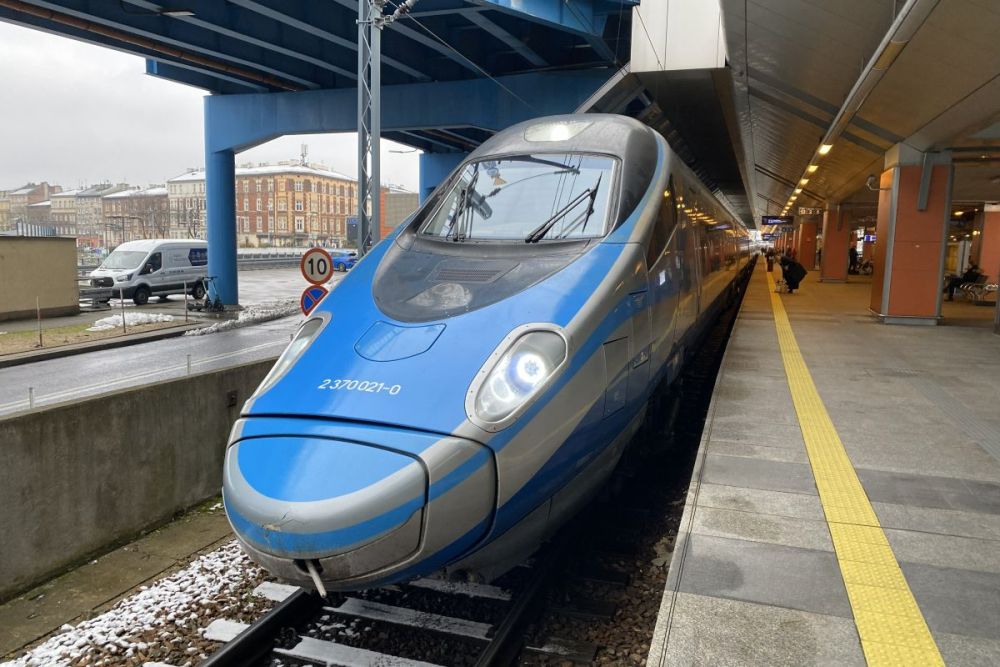 PKP Intercity looks for new high-speed trains | Latest Railway News