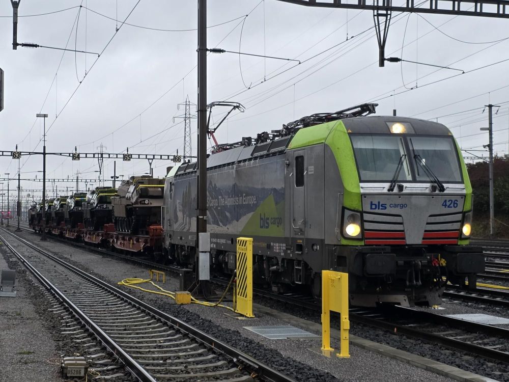 BLS Cargo tanks transport for French Army | Latest Railway News