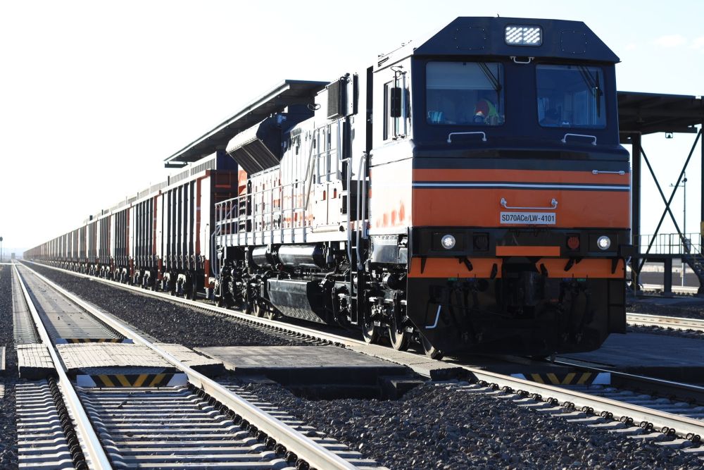 Livraison des premières nouvelles locomotives Progress Rail pour le ...