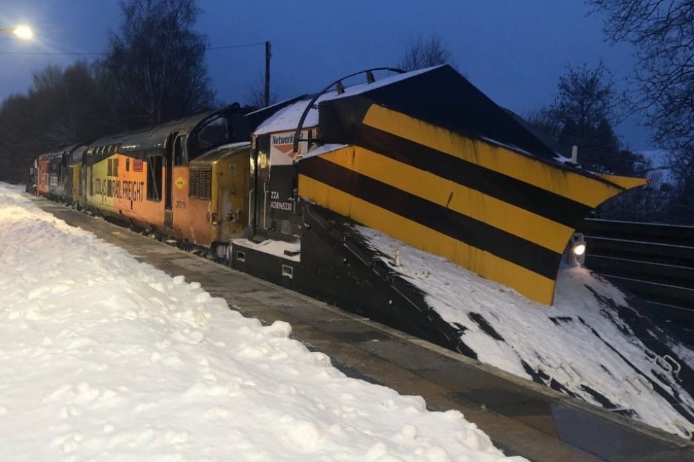 Snowing, cold and winds impact rail in Europe | Latest Railway News
