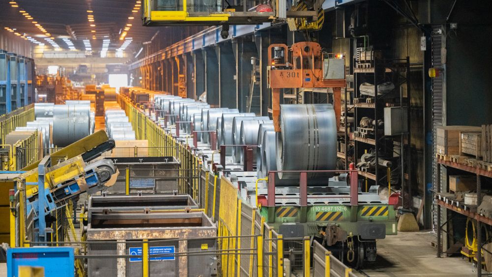 VR Logistics and SSAB green rail transport | Latest Railway News