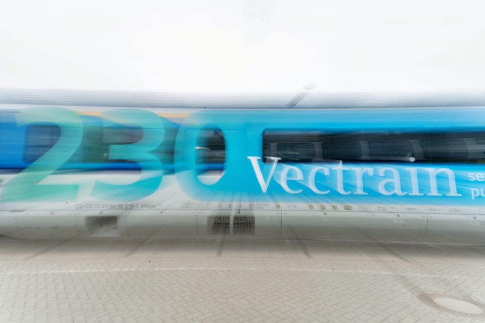 Siemens Mobility setzt mit Vectrain und dem 230 km/h schnellen Vectron ...