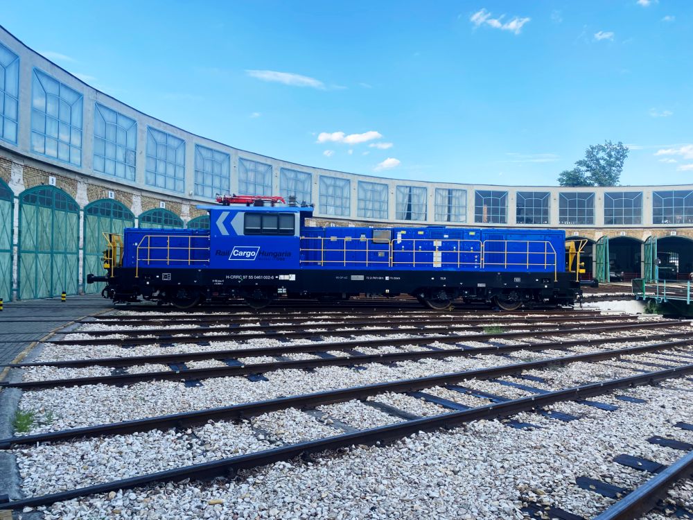 CRRC and approval for hybrid shunter in Hungary | Latest Railway News