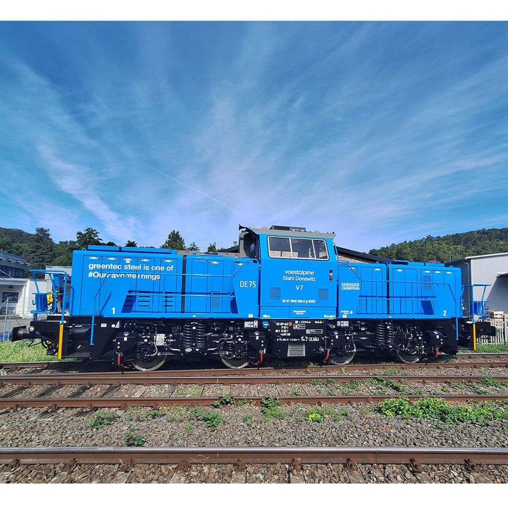 Gmeinder Lokomotiven hybrid for voestalpine | Latest Railway News