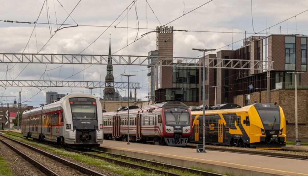 Passenger rail service connecting Baltics starts | Latest Railway News