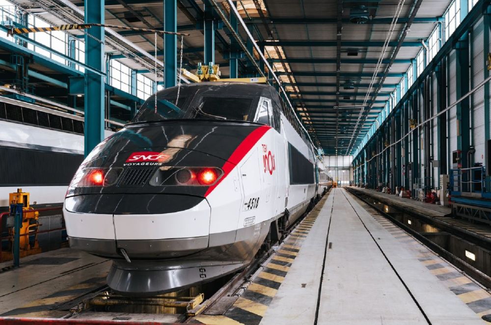 SNCF Voyageurs modernizes 104 TGV INOUI sets | Latest Railway News