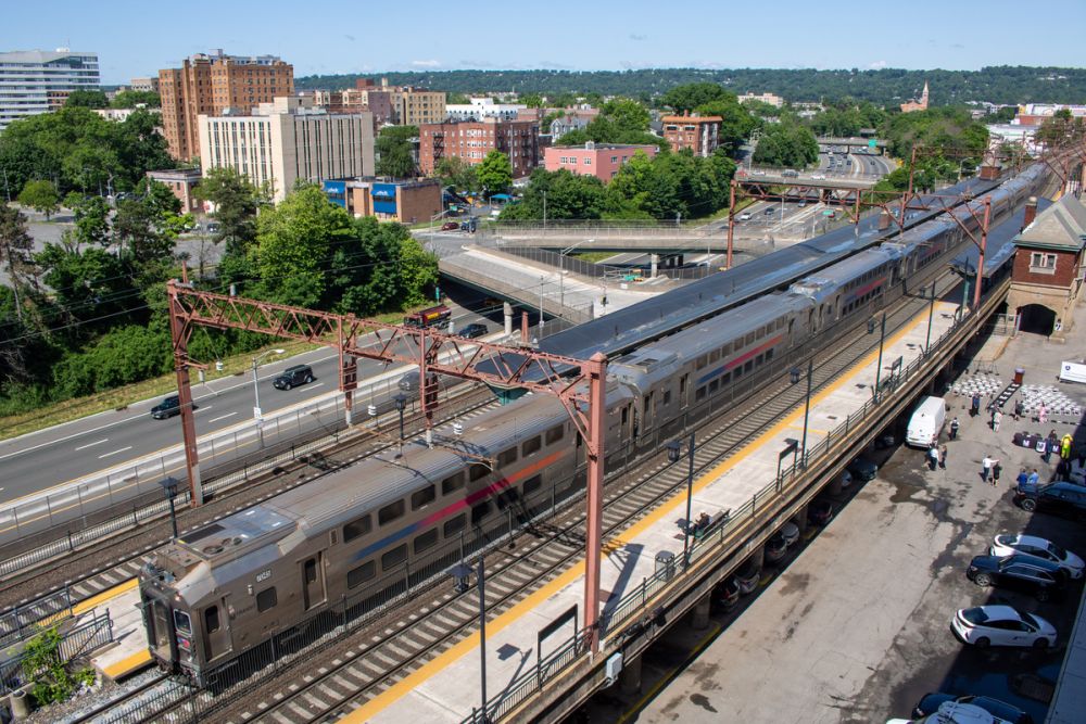 36 new doubledeck EMUs for NJ TRANSIT from Alstom | Latest Railway News