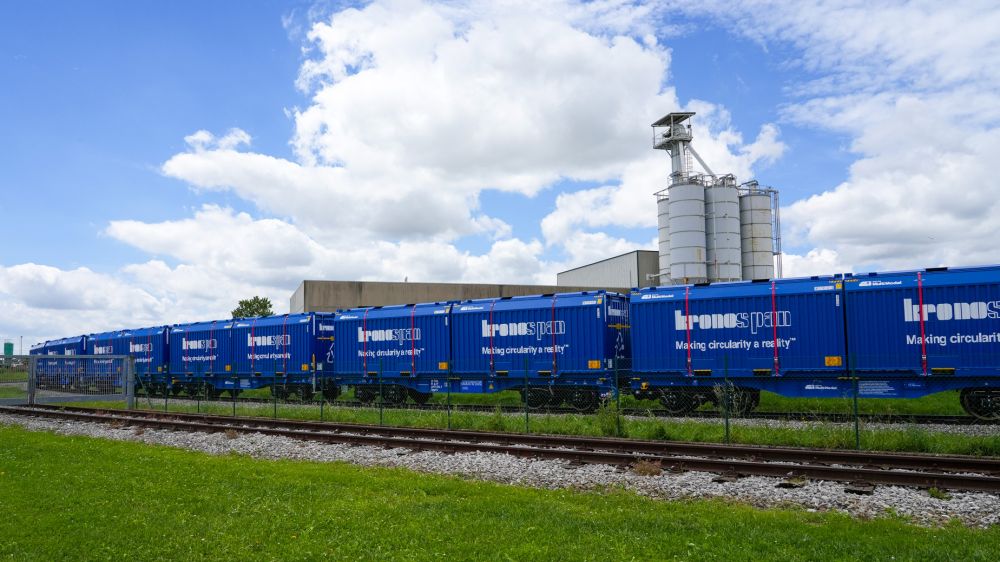 Innofreight, Kronospan with OpenSideTainer XX20 | Latest Railway News