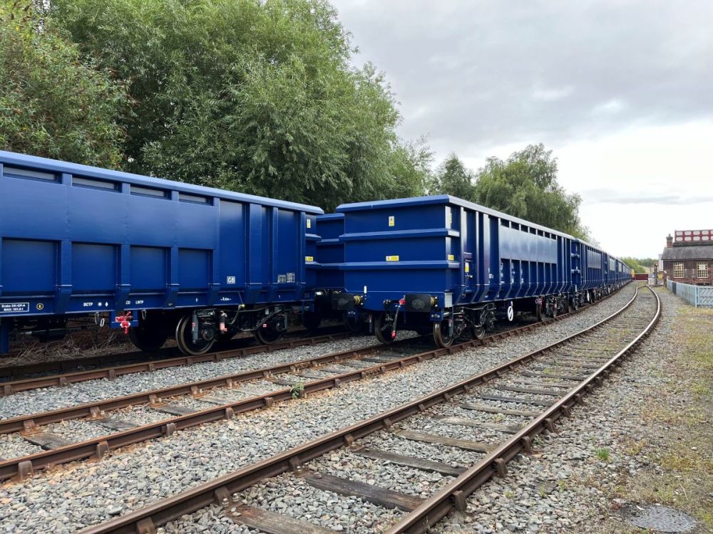 Freightliners puts 35 new box cars into operation | Latest Railway News
