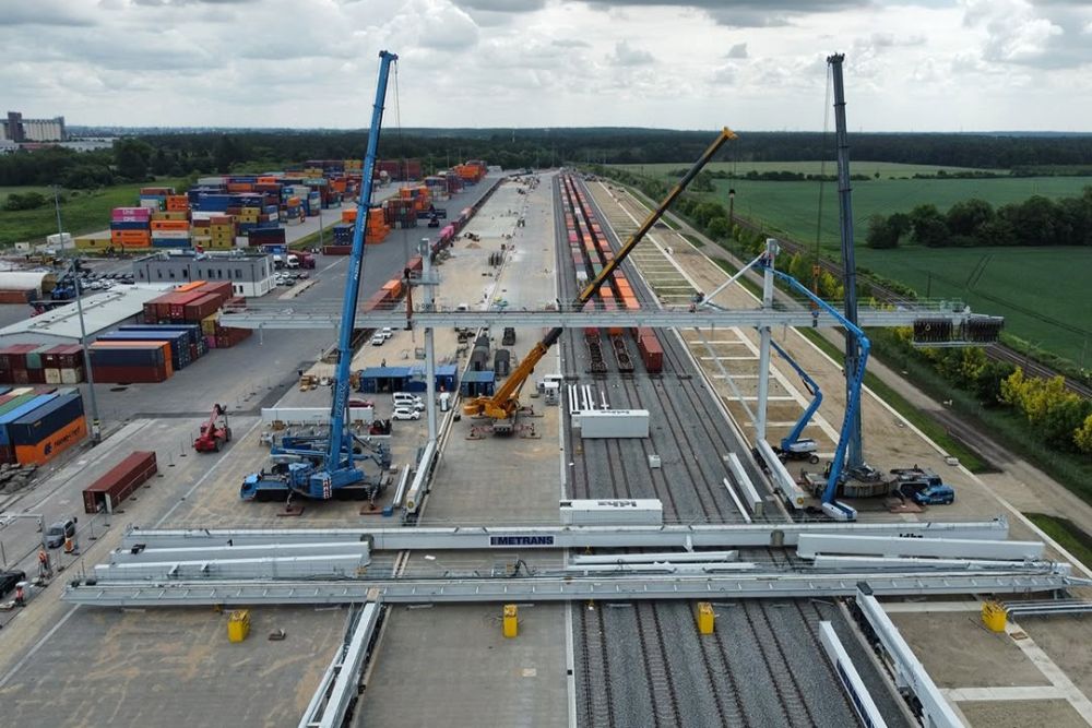 RMG cranes at METRANS Gądki terminal | Latest Railway News