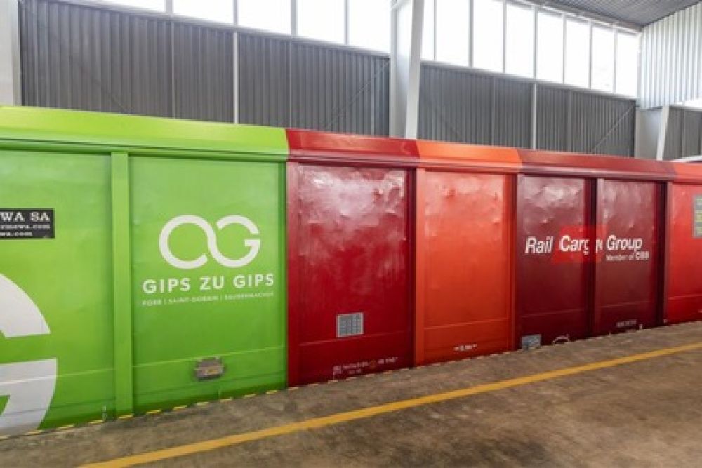 Rail Cargo Group's new recycled gypsum transport | Latest Railway News