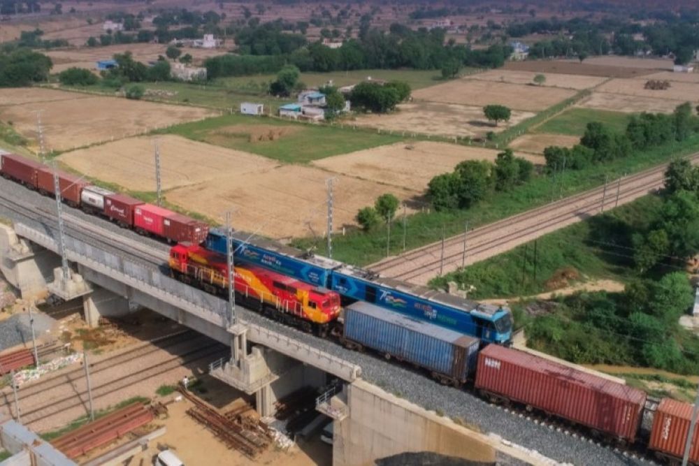 DFCCIL realizuje rekordową liczbę 892 przewozów towarowych między ...