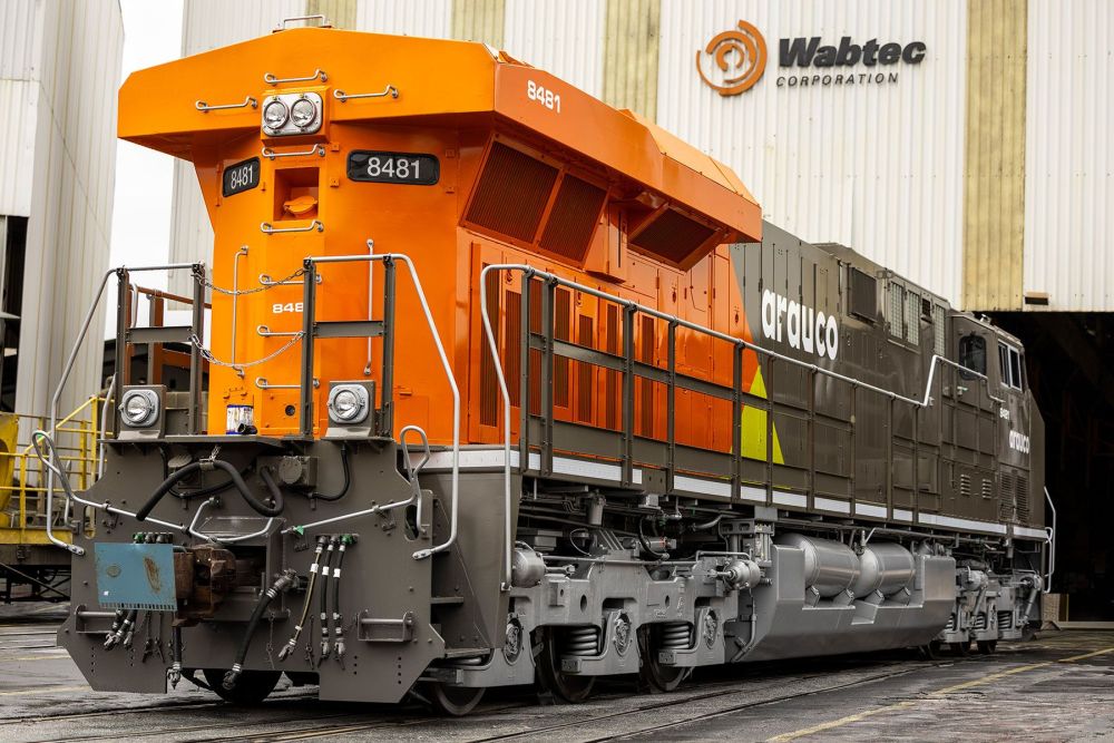 Wabtec delivers first out of 26 ES44 locomotives for Arauco | Latest ...