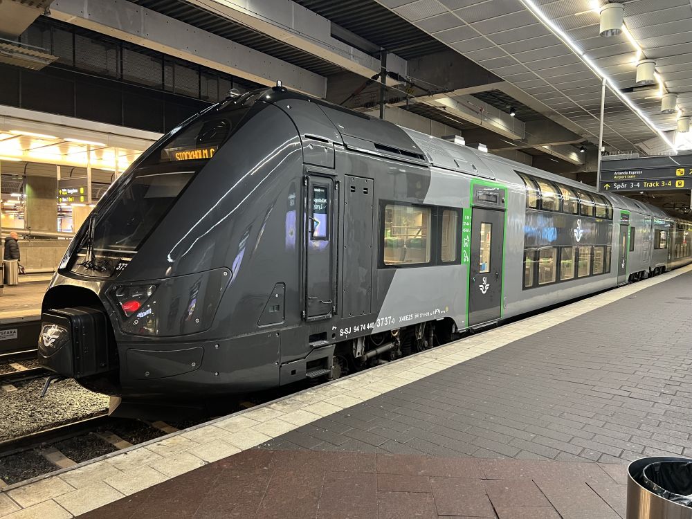 SJ deployes modernized Alstom X40 units in Sweden | Latest Railway News