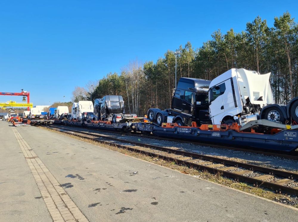 New MAN trucks from Poland to Rheine by rail | Latest Railway News