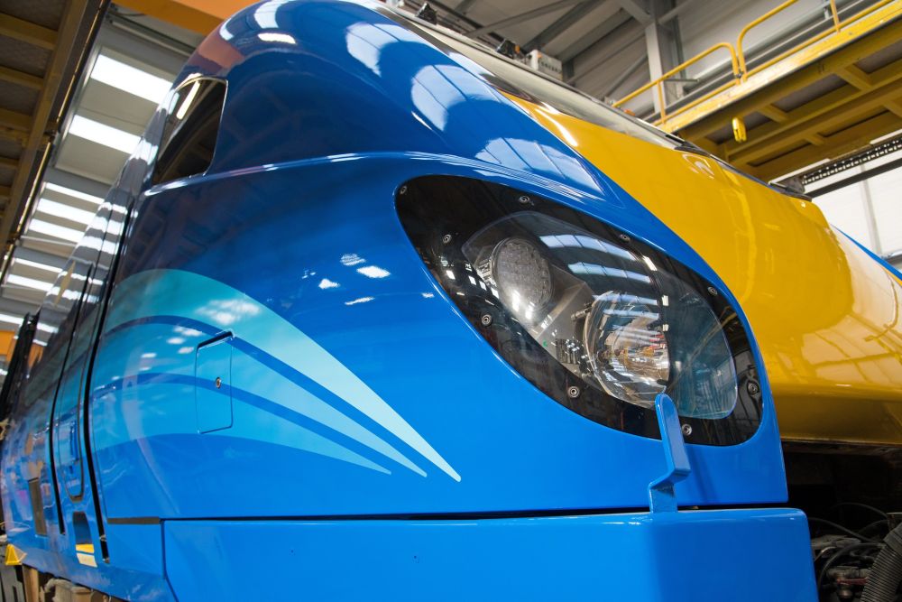 Lumo presents Class 222 for West Coast Main Line | Latest Railway News