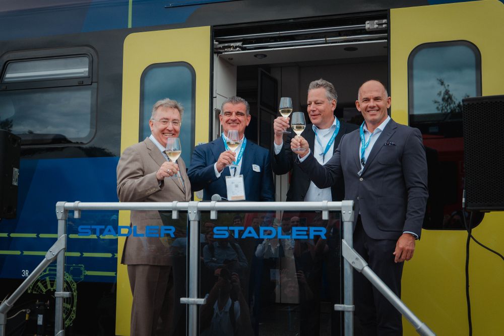 Stadler RS ZERO unit presented in Central Europe | Latest Railway News