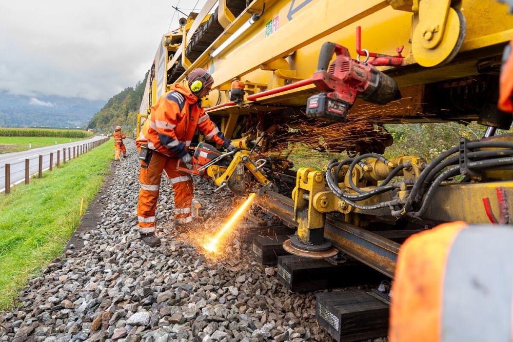 ÖBB resumed train services on Arlberg line | Latest Railway News