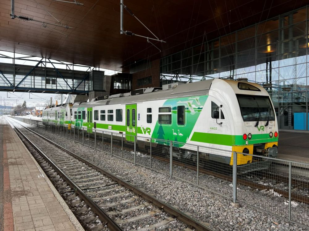 VR transfers passenger rolling stock | Latest Railway News