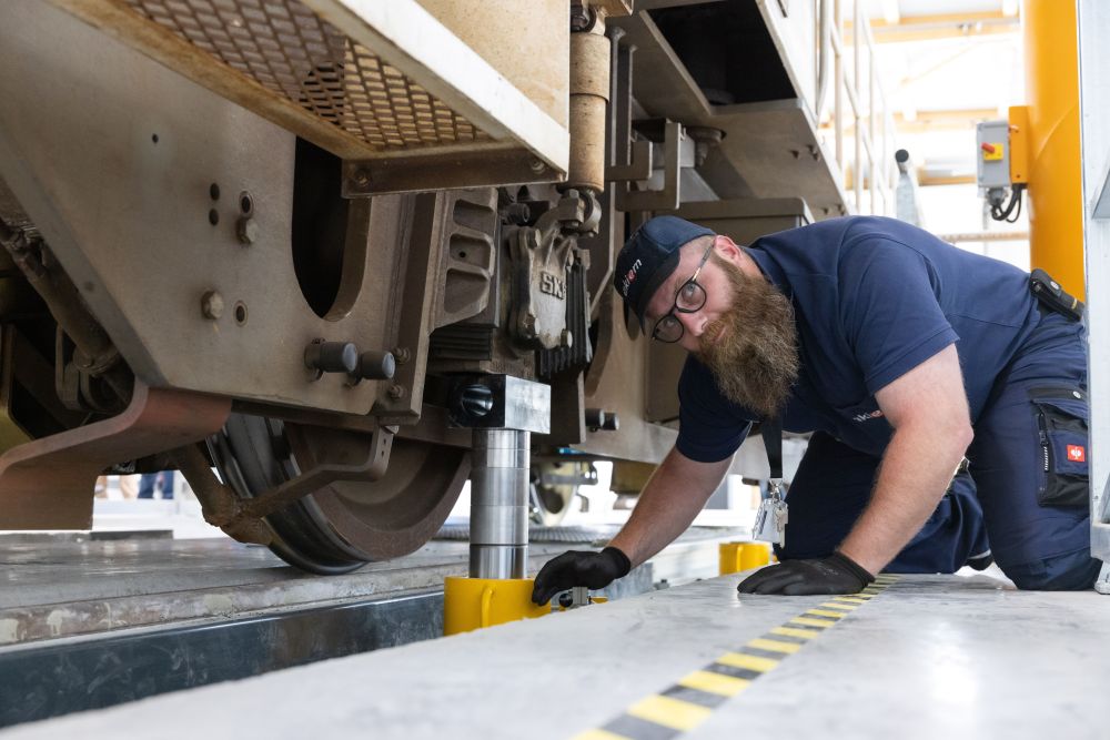 Akiem | RAILMARKET.com